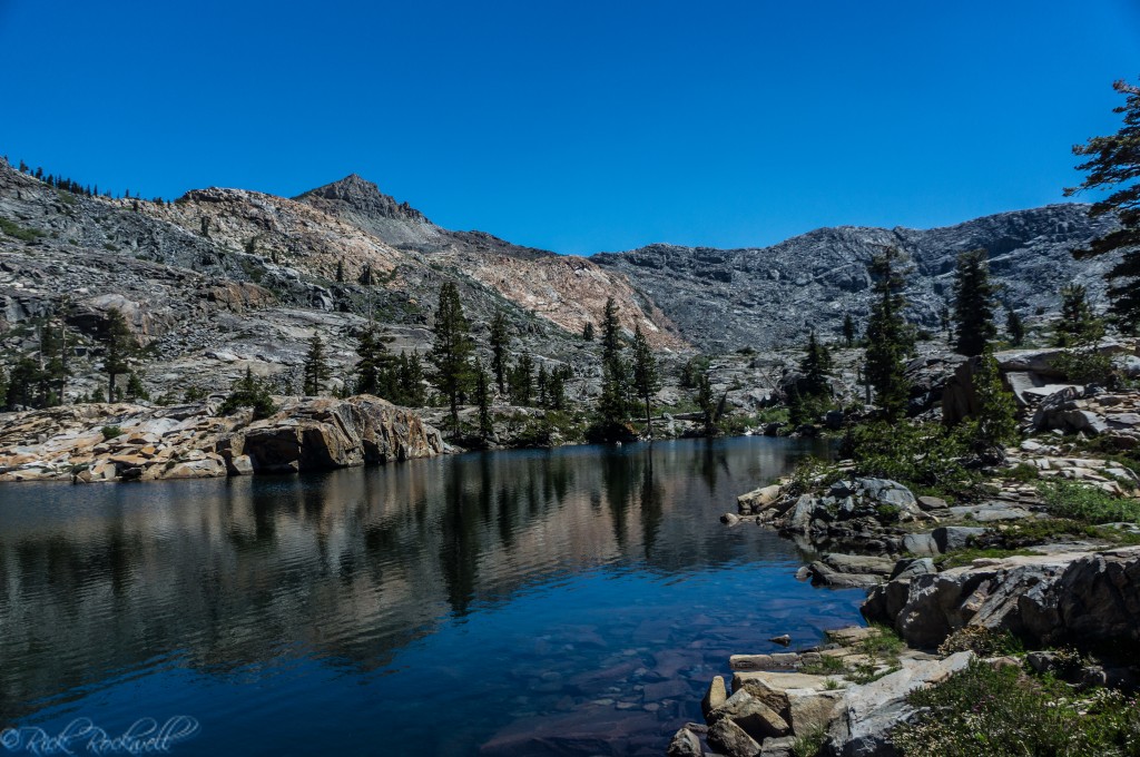 A quick look at Boomerang Lake - CalEXPLORnia